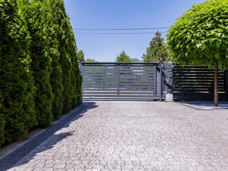 Installing Custom Metal Gates | Excel Steel